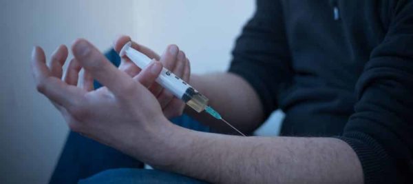 How Is Heroin Injected? | Ways Heroin Is Adminstered & Dangers
